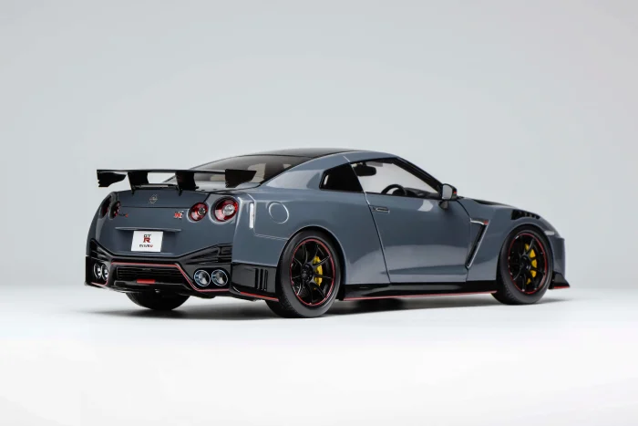 MH 1:18 Nissan GT-R NISMO (R35) Special Edition 2022 NISMO Stealth Gray ...