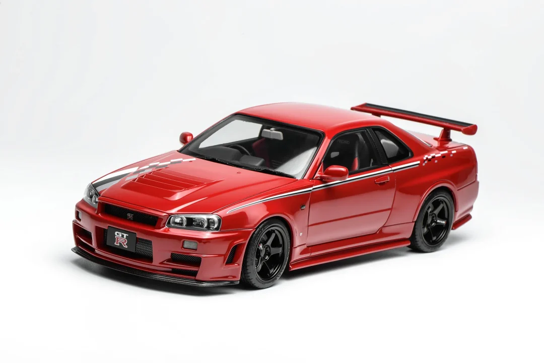 MH 1:18 Nissan Skyline GT-R (R34) CUSTOMIZED VERSION Active Red