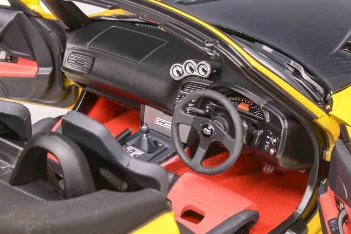 MOTORHELIX 1/18 Honda S2000 (AP2) MUGEN New Indy Yellow Pearl